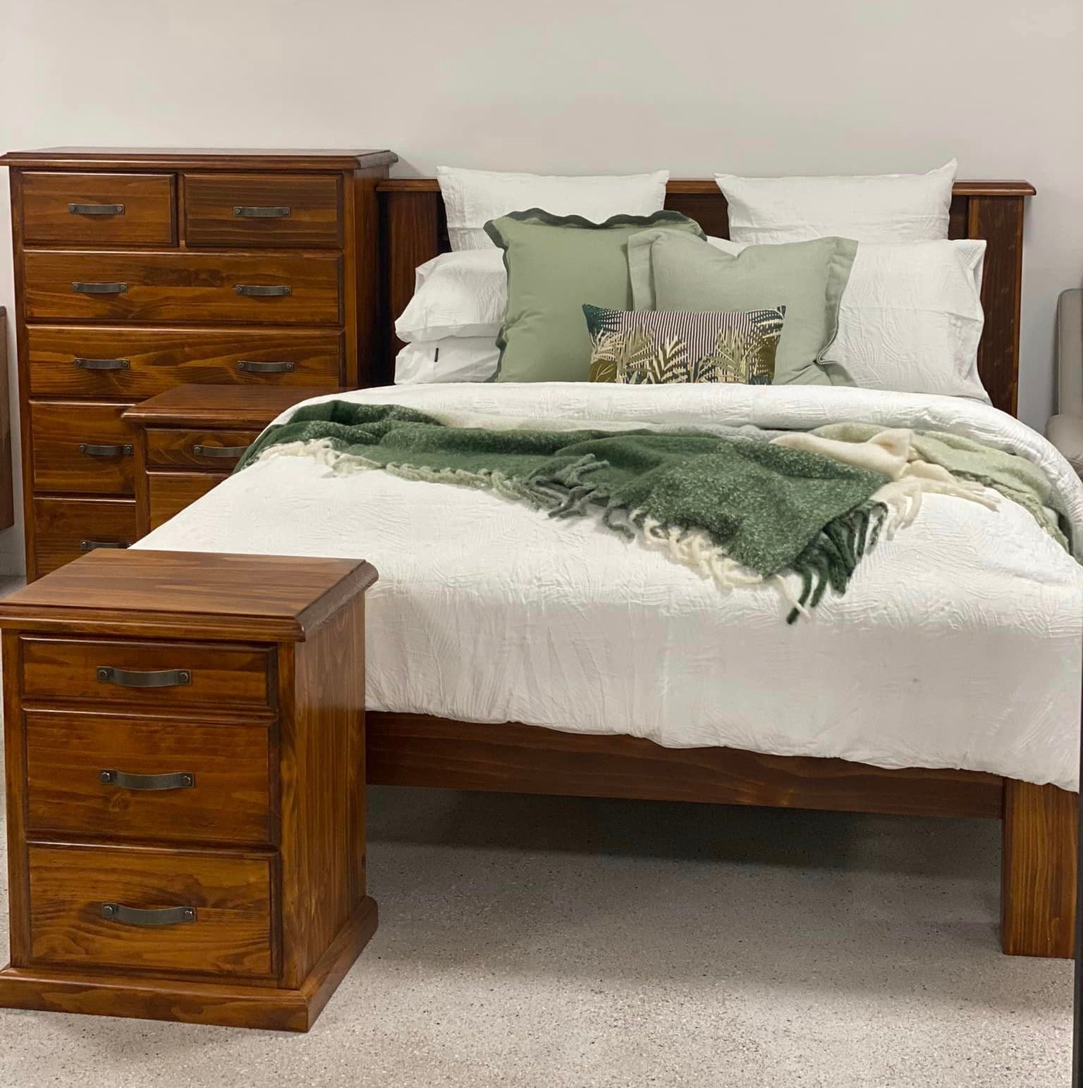 Hinterland Bedroom Set (4 Piece) – Brisbane Furniture